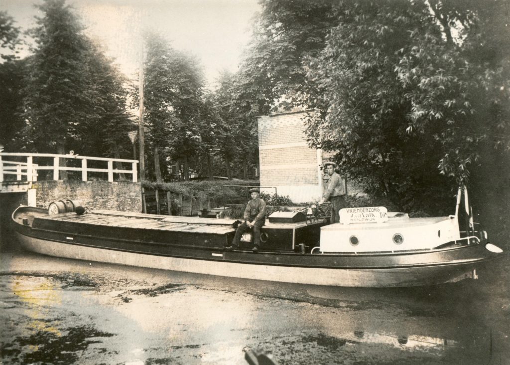 Vader Valk met boot - Marians Kookwereld